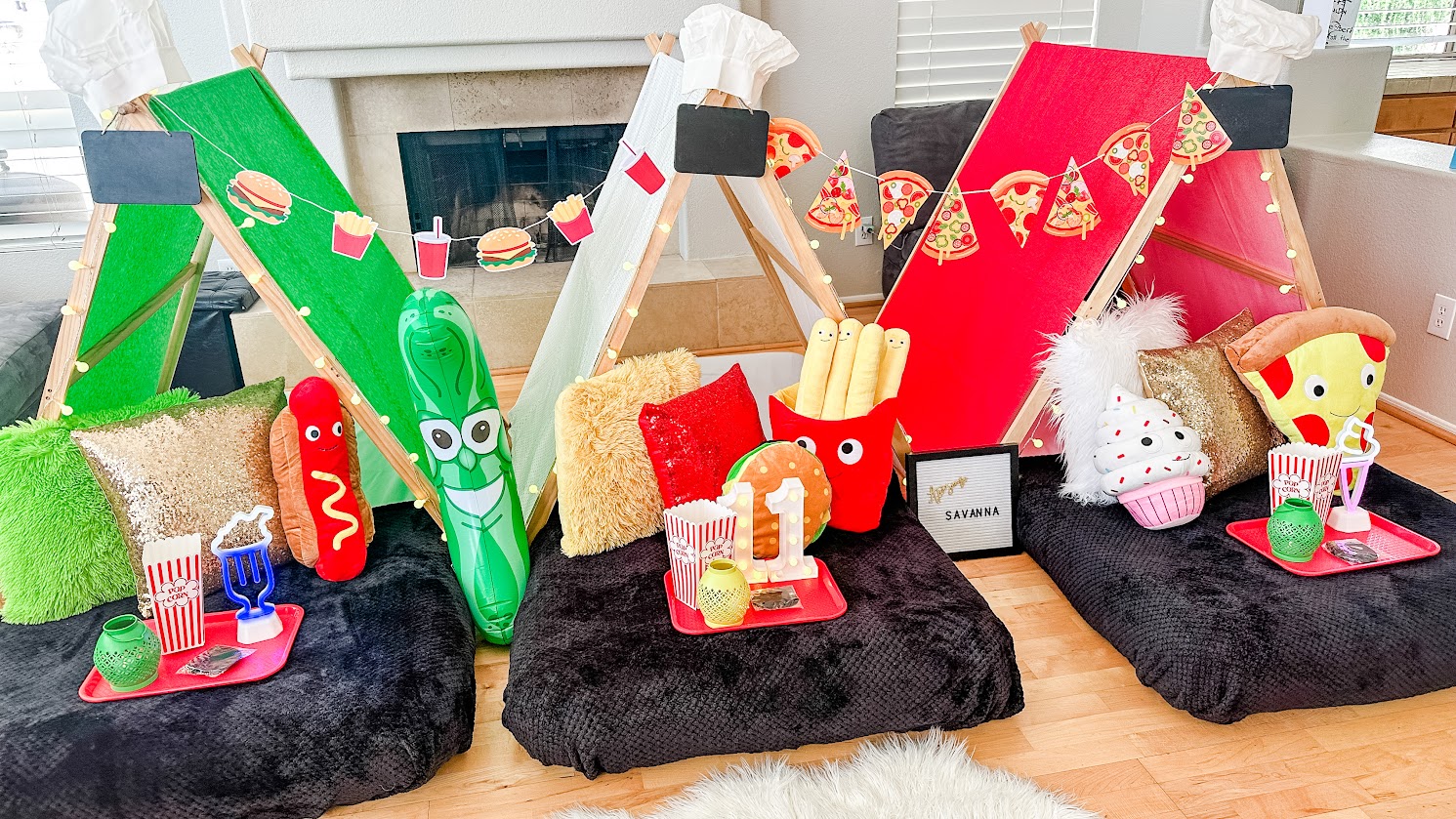 Time to Snack – Tiny TeepeeZzz