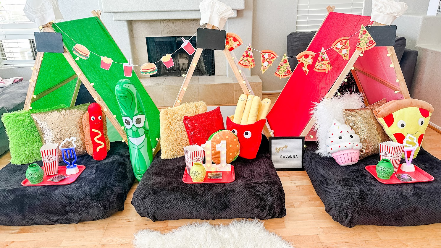 Time to Snack – Tiny TeepeeZzz